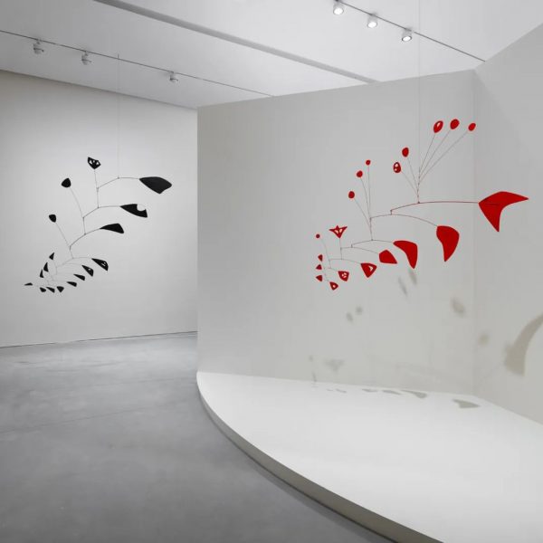 What is Kinetic Art Sculpture? Kinetic Sculpture Examples